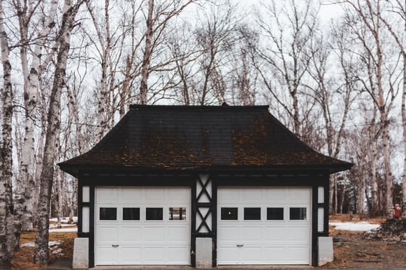 How Does Flood Insurance Cover Attached and Detached Garages?